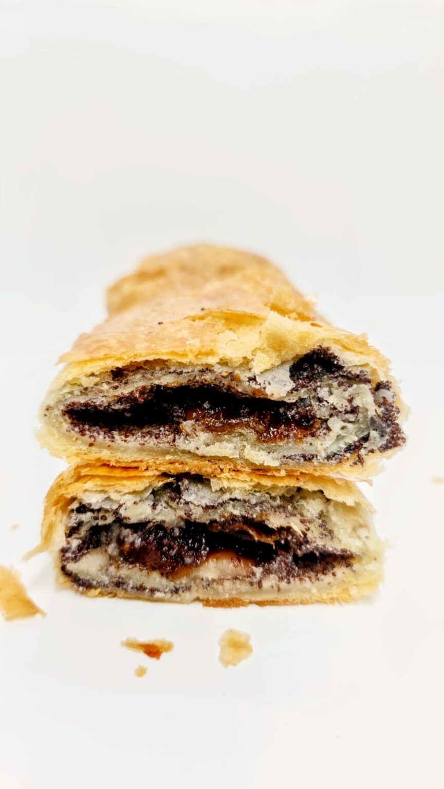 Makovo-švestkový štrúdl